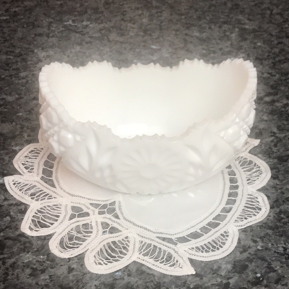 Vintage | Dining | Vintage Milk Glass Centerpiece Oval Flower Bowl ...